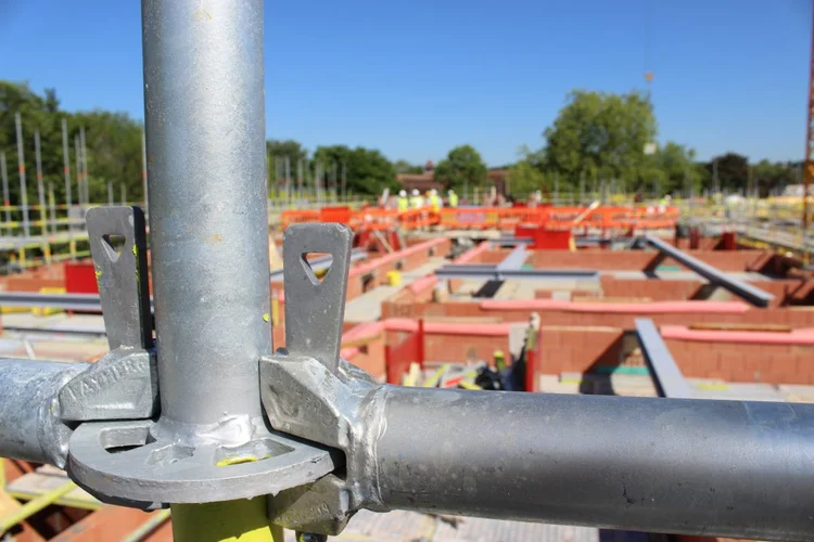 Bouwsteiger kopen? Sta op kwaliteit | Layher